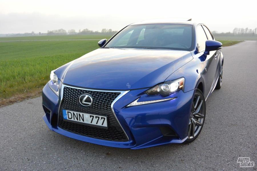 Blue Lexus IS 2016 in Klaipeda, with an engine capacity of 0.00 L and mileage of 217 thousand km for 16000 €, photo 1 on AUTOMOTO.COM.LV