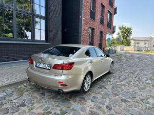 Brown Lexus IS 2006 in Riga, with an engine capacity of 2.50 L and mileage of 205 thousand km for 2700 €, photo 15 on AUTOMOTO.COM.LV