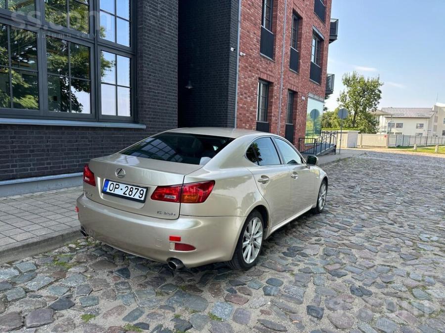 Brown Lexus IS 2006 in Riga, with an engine capacity of 2.50 L and mileage of 205 thousand km for 2700 €, photo 15 on AUTOMOTO.COM.LV