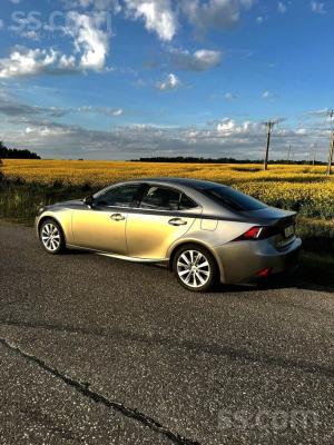 Brūns Lexus IS 2015 Rīga, ar dzinēja tilpumu 2.50 L un nobraukumu 126 tūkst. km par 14300 €, foto  vietnē AUTOMOTO.COM.LV