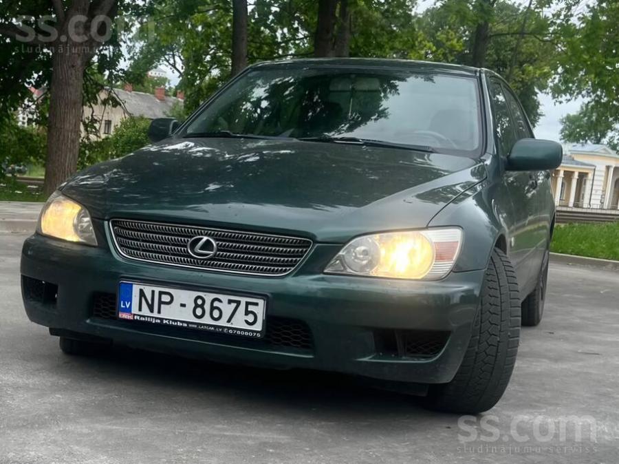 Green Lexus IS 2000 in Cesis, with an engine capacity of 2.00 L and mileage of 0 thousand km for 1400 €, photo 1 on AUTOMOTO.COM.LV