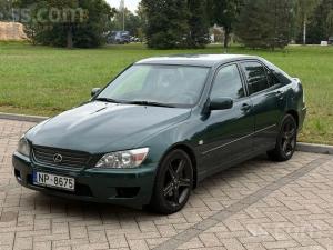 Green Lexus IS 2000 in Riga, with an engine capacity of 2.00 L and mileage of 0 thousand km for 1590 €, photo 4 on AUTOMOTO.COM.LV