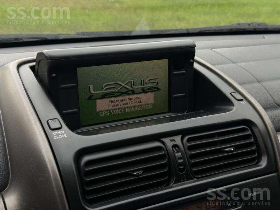 Green Lexus IS 2000 in Riga, with an engine capacity of 2.00 L and mileage of 0 thousand km for 1590 €, photo 12 on AUTOMOTO.COM.LV