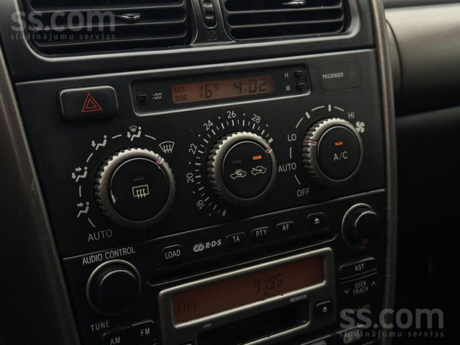 Green Lexus IS 2000 in Riga, with an engine capacity of 2.00 L and mileage of 0 thousand km for 1590 €, photo 13 on AUTOMOTO.COM.LV