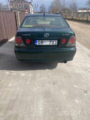 Green Lexus IS 2002 in Riga, with an engine capacity of 2.00 L and mileage of 400 thousand km for 3500 €, photo 14 on AUTOMOTO.COM.LV