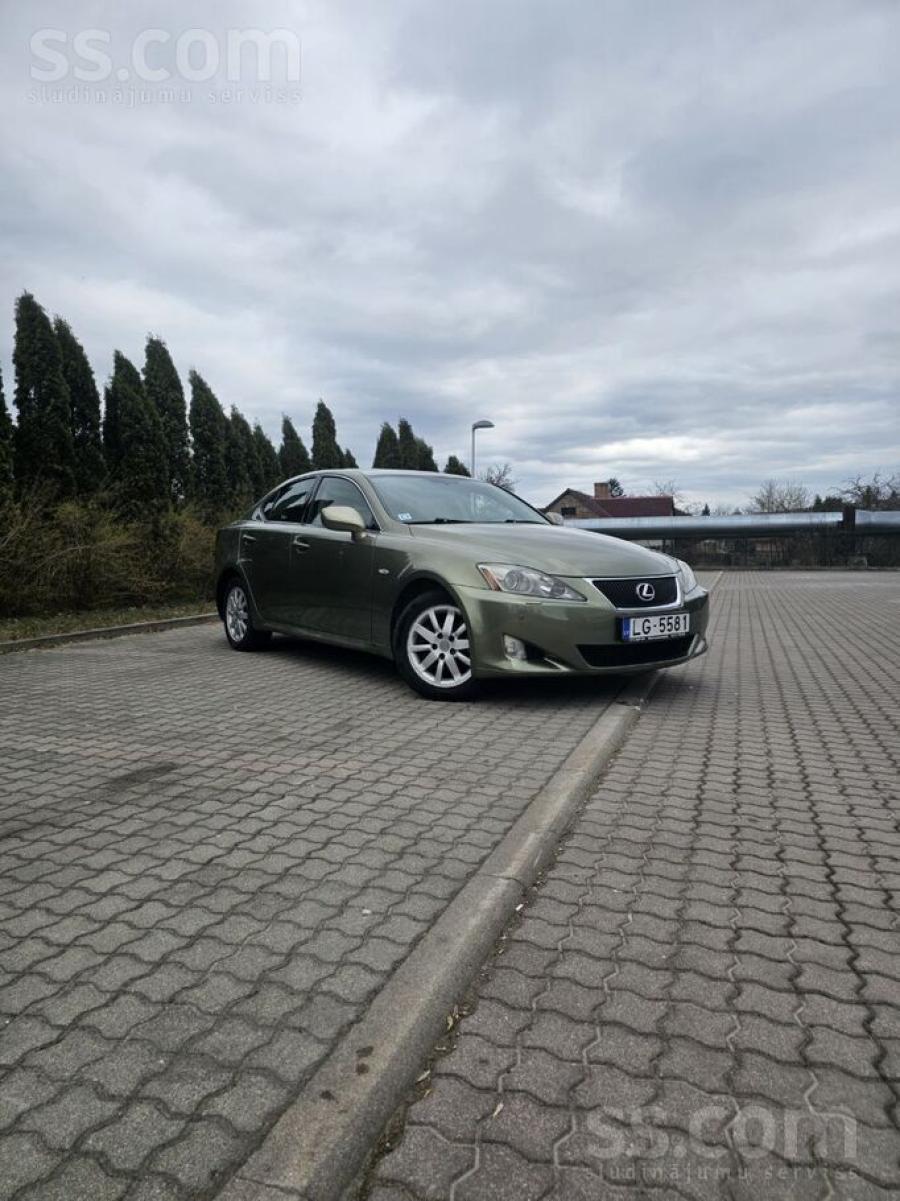 Zaļš Lexus IS 2006 Jelgava, ar dzinēja tilpumu 2.20 L un nobraukumu 230 tūkst. km par 4000 €, foto 1 vietnē AUTOMOTO.COM.LV