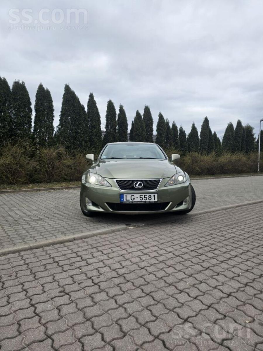 Zaļš Lexus IS 2006 Jelgava, ar dzinēja tilpumu 2.20 L un nobraukumu 230 tūkst. km par 4000 €, foto 5 vietnē AUTOMOTO.COM.LV