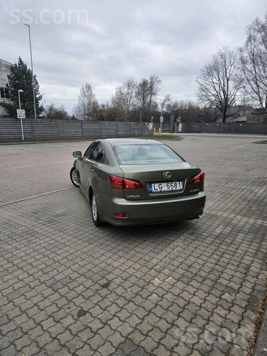 Zaļš Lexus IS 2006 Jelgava, ar dzinēja tilpumu 2.20 L un nobraukumu 230 tūkst. km par 4000 €, foto 7 vietnē AUTOMOTO.COM.LV