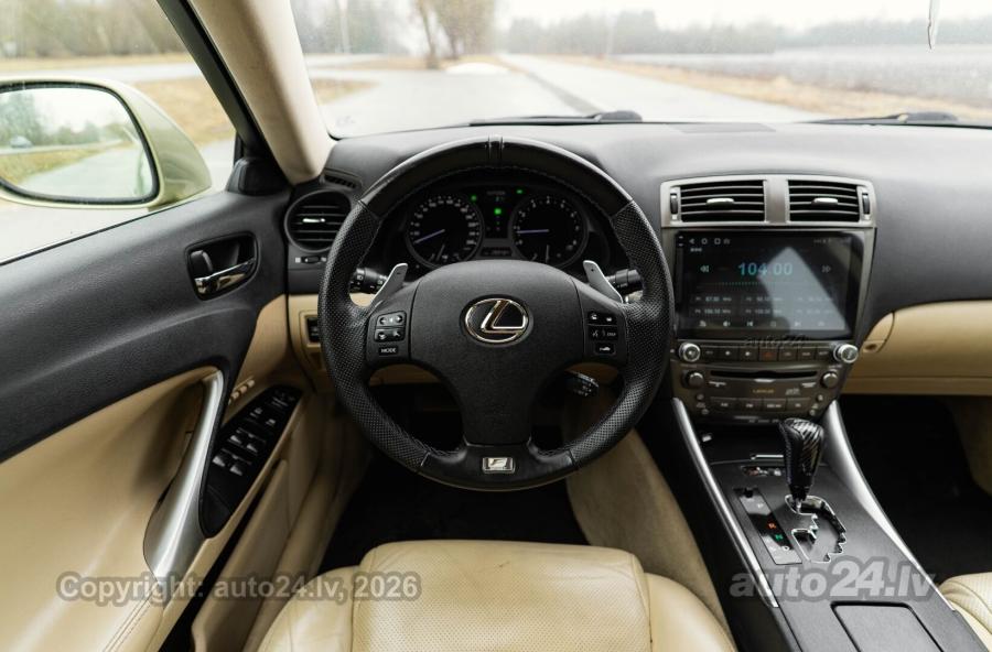 Green Lexus IS 2006 in Tartu, with an engine capacity of 2.50 L and mileage of 280 thousand km for 10500 €, photo 13 on AUTOMOTO.COM.LV