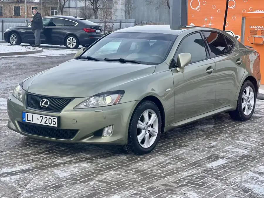 Zaļš Lexus IS 2006 Jēkabpils, ar dzinēja tilpumu 2.20 L un nobraukumu 237 tūkst. km par 4200 €, foto 4 vietnē AUTOMOTO.COM.LV