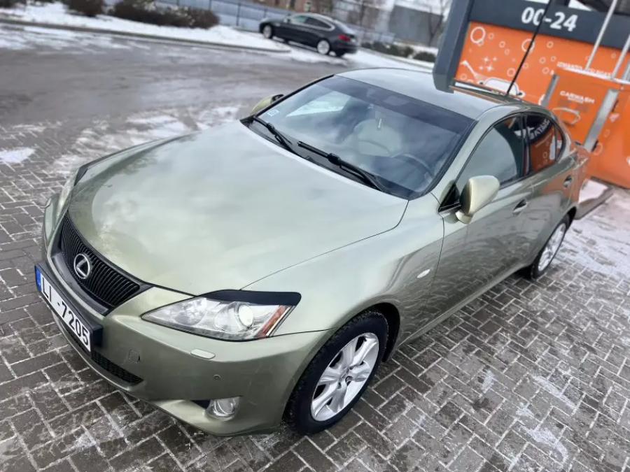 Zaļš Lexus IS 2006 Jēkabpils, ar dzinēja tilpumu 2.20 L un nobraukumu 237 tūkst. km par 4200 €, foto 9 vietnē AUTOMOTO.COM.LV