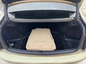 Zaļš Lexus IS 2006 Jēkabpils, ar dzinēja tilpumu 2.20 L un nobraukumu 237 tūkst. km par 4200 €, foto 10 vietnē AUTOMOTO.COM.LV