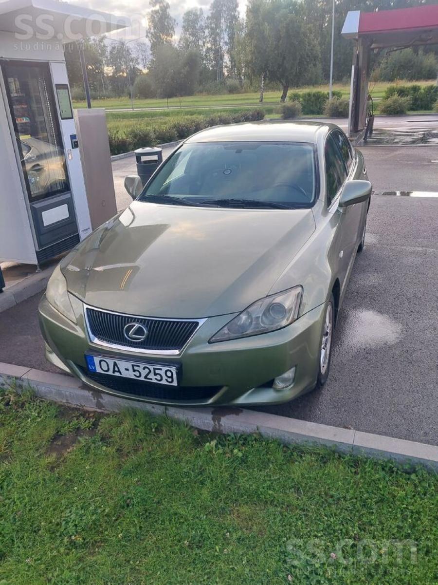 Zaļš Lexus IS 2006 Aizkraukle, ar dzinēja tilpumu 2.20 L un nobraukumu 333 tūkst. km par 1278 €, foto 1 vietnē AUTOMOTO.COM.LV