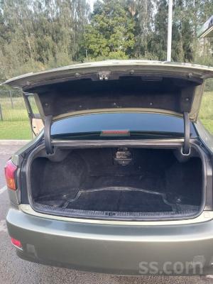 Zaļš Lexus IS 2006 Aizkraukle, ar dzinēja tilpumu 2.20 L un nobraukumu 333 tūkst. km par 1278 €, foto 8 vietnē AUTOMOTO.COM.LV