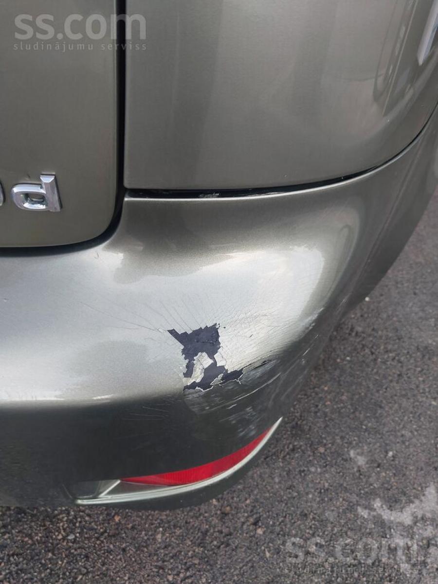 Zaļš Lexus IS 2006 Aizkraukle, ar dzinēja tilpumu 2.20 L un nobraukumu 333 tūkst. km par 1278 €, foto 10 vietnē AUTOMOTO.COM.LV