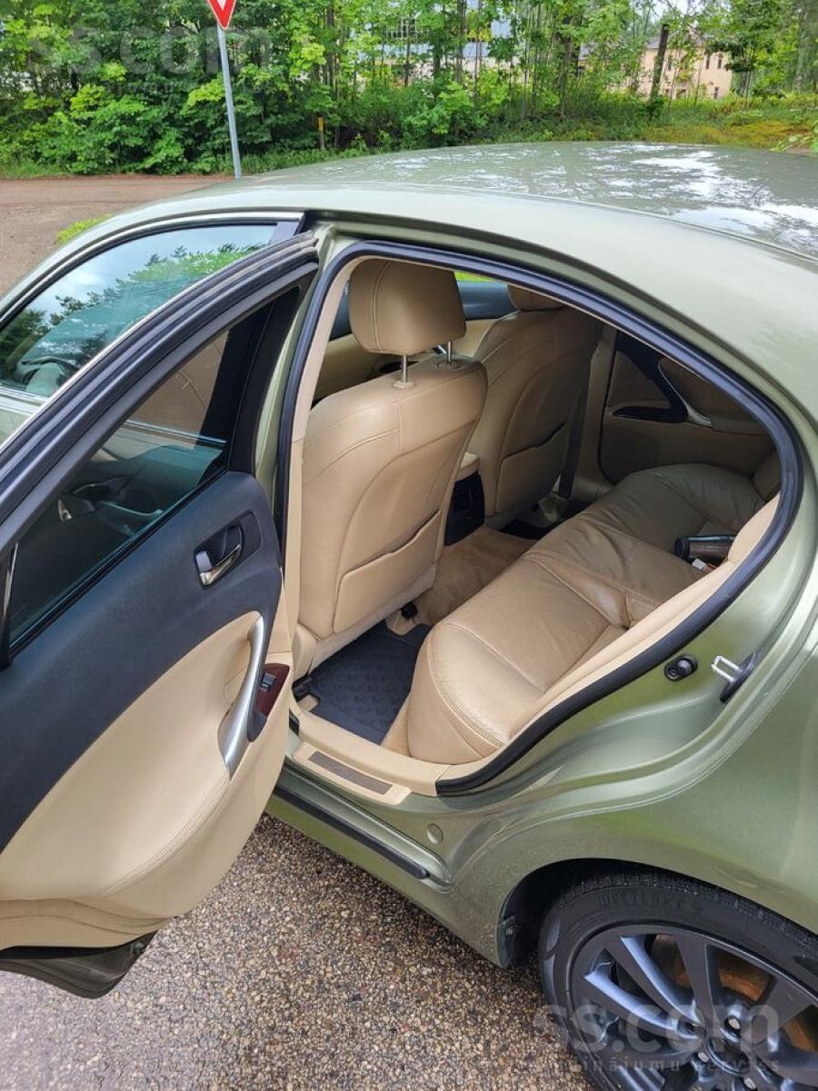 Green Lexus IS 2007 in Kraslava, with an engine capacity of 2.50 L and mileage of 225 thousand km for 4300 €, photo 6 on AUTOMOTO.COM.LV