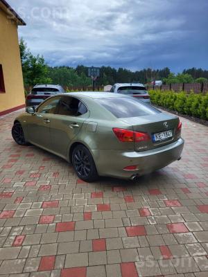 Green Lexus IS 2007 in Kraslava, with an engine capacity of 2.50 L and mileage of 225 thousand km for 4300 €, photo 13 on AUTOMOTO.COM.LV