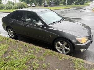 Pelēks Lexus IS 1999 Rīga, ar dzinēja tilpumu 2.00 L un nobraukumu 320 tūkst. km par 1222 €, foto 5 vietnē AUTOMOTO.COM.LV