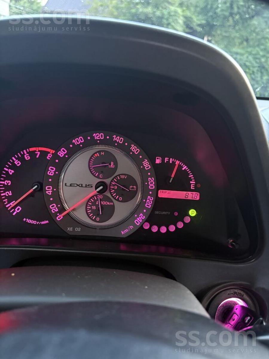 Pelēks Lexus IS 1999 Rīga, ar dzinēja tilpumu 2.00 L un nobraukumu 320 tūkst. km par 1222 €, foto 11 vietnē AUTOMOTO.COM.LV