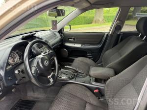 Grey Lexus IS 2003 in Valmiera, with an engine capacity of 2.00 L and mileage of 199 thousand km for 3690 €, photo 12 on AUTOMOTO.COM.LV