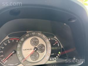 Grey Lexus IS 2003 in Valmiera, with an engine capacity of 2.00 L and mileage of 199 thousand km for 3690 €, photo 14 on AUTOMOTO.COM.LV