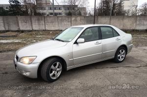 Pelēks Lexus IS 2004 Tallina, ar dzinēja tilpumu 2.00 L un nobraukumu 193 tūkst. km par 2700 €, foto 2 vietnē AUTOMOTO.COM.LV
