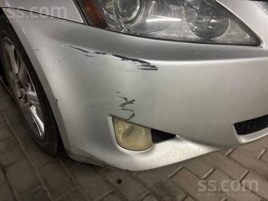 Pelēks Lexus IS 2005 Rīga, ar dzinēja tilpumu 2.50 L un nobraukumu 252 tūkst. km par 1950 €, foto 3 vietnē AUTOMOTO.COM.LV