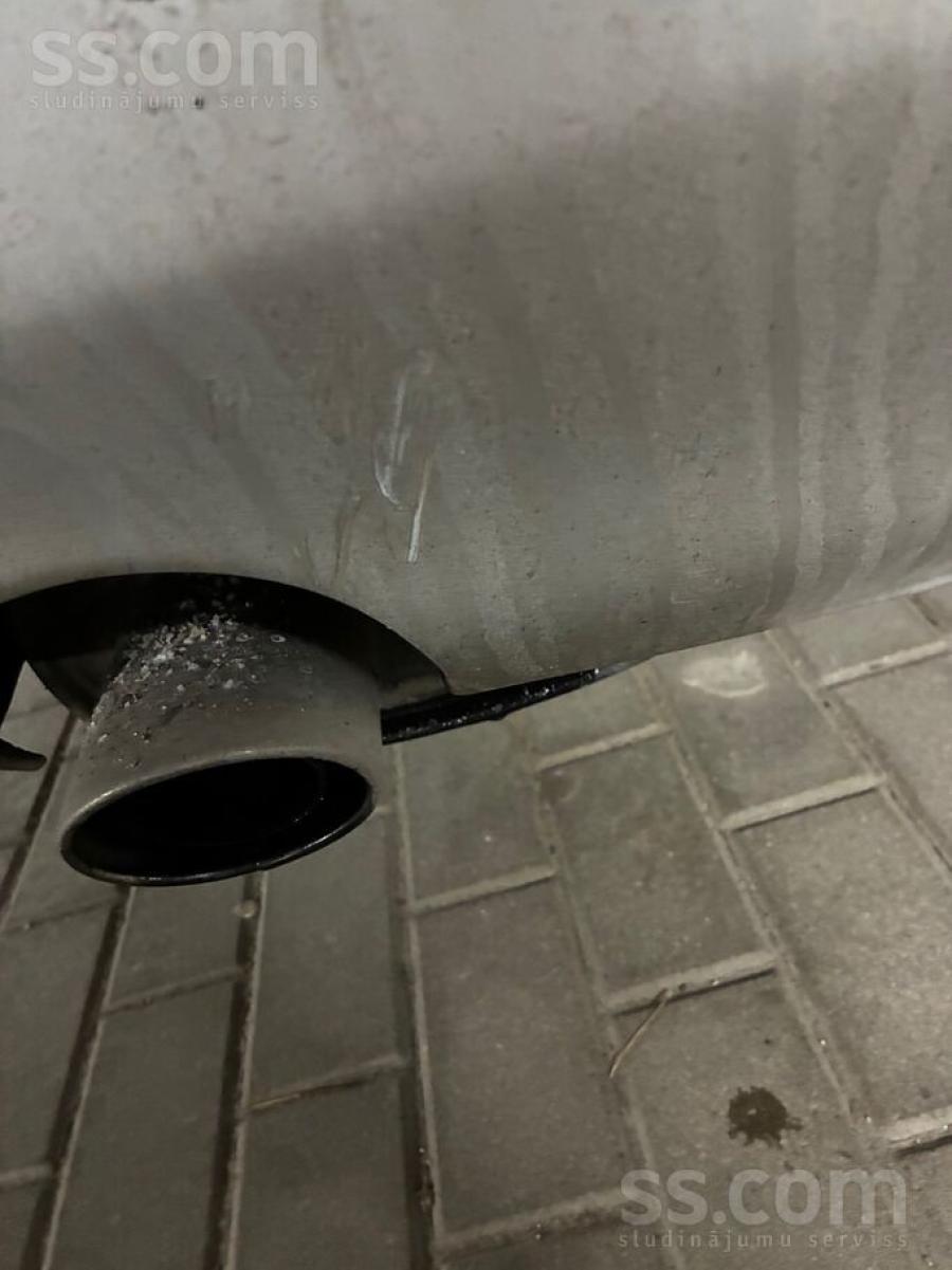 Pelēks Lexus IS 2005 Rīga, ar dzinēja tilpumu 2.50 L un nobraukumu 252 tūkst. km par 1950 €, foto 7 vietnē AUTOMOTO.COM.LV