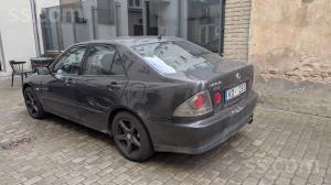 Grey Lexus IS 2005 in Riga, with an engine capacity of 2.00 L and mileage of 297 thousand km for 1350 €, photo 3 on AUTOMOTO.COM.LV