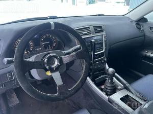 Pelēks Lexus IS 2005 Rīga, ar dzinēja tilpumu 2.50 L un nobraukumu 260 tūkst. km par 3200 €, foto 6 vietnē AUTOMOTO.COM.LV