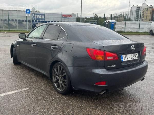 Pelēks Lexus IS 2006 Daugavpils, ar dzinēja tilpumu 2.50 L un nobraukumu 329 tūkst. km par 2300 €, foto 4 vietnē AUTOMOTO.COM.LV