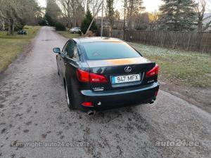 Pelēks Lexus IS 2006 Tallina, ar dzinēja tilpumu 2.50 L un nobraukumu 280 tūkst. km par 3600 €, foto 4 vietnē AUTOMOTO.COM.LV
