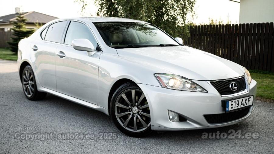 Pelēks Lexus IS 2006 Tallina, ar dzinēja tilpumu 2.50 L un nobraukumu 269 tūkst. km par 4490 €, foto 2 vietnē AUTOMOTO.COM.LV