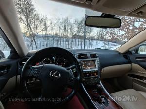 Pelēks Lexus IS 2006 Rakvere, ar dzinēja tilpumu 2.50 L un nobraukumu 198 tūkst. km par 7000 €, foto 7 vietnē AUTOMOTO.COM.LV