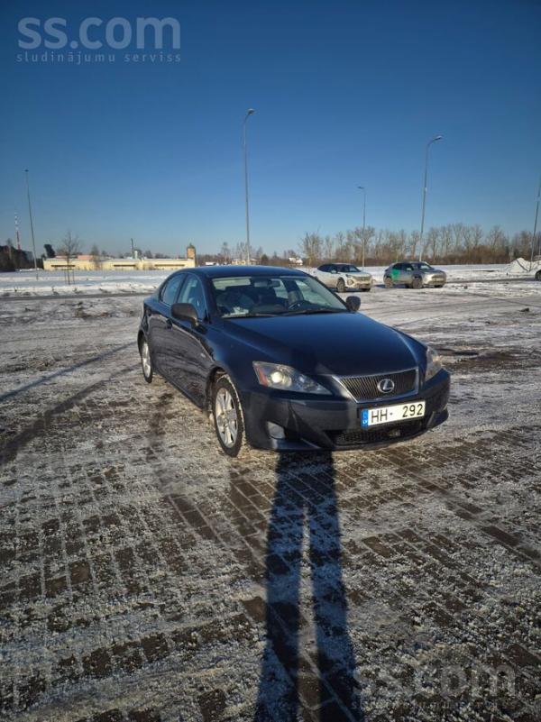 Pelēks Lexus IS 2006 Rīga, ar dzinēja tilpumu 2.50 L un nobraukumu 230 tūkst. km par 3490 €, foto 1 vietnē AUTOMOTO.COM.LV