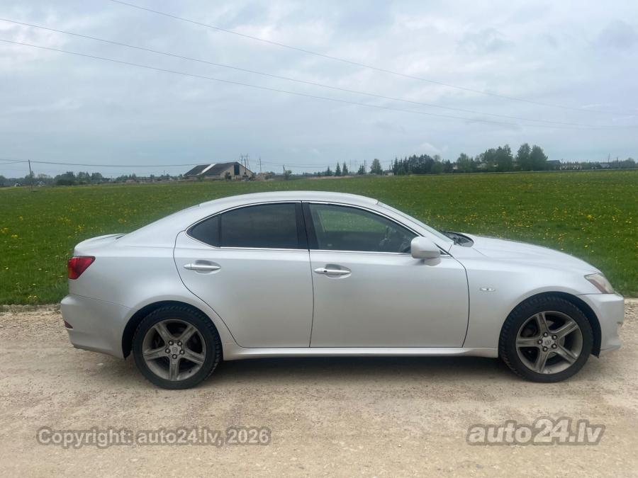Pelēks Lexus IS 2006 Tallina, ar dzinēja tilpumu 2.20 L un nobraukumu 342 tūkst. km par 2799 €, foto 6 vietnē AUTOMOTO.COM.LV