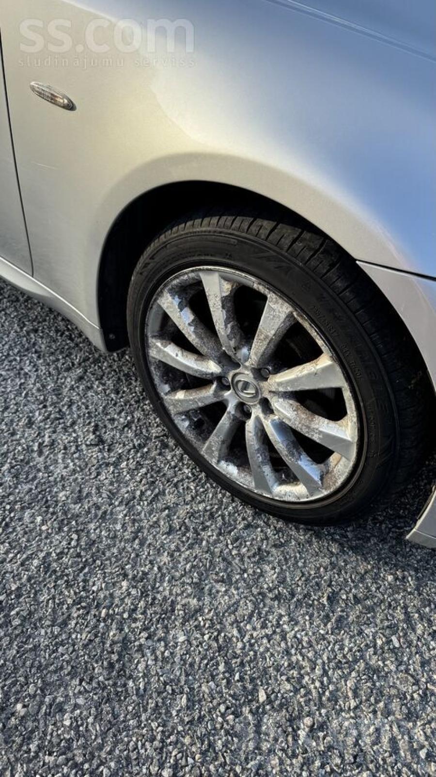 Pelēks Lexus IS 2006 Rīga, ar dzinēja tilpumu 2.50 L un nobraukumu 358 tūkst. km par 3000 €, foto 6 vietnē AUTOMOTO.COM.LV