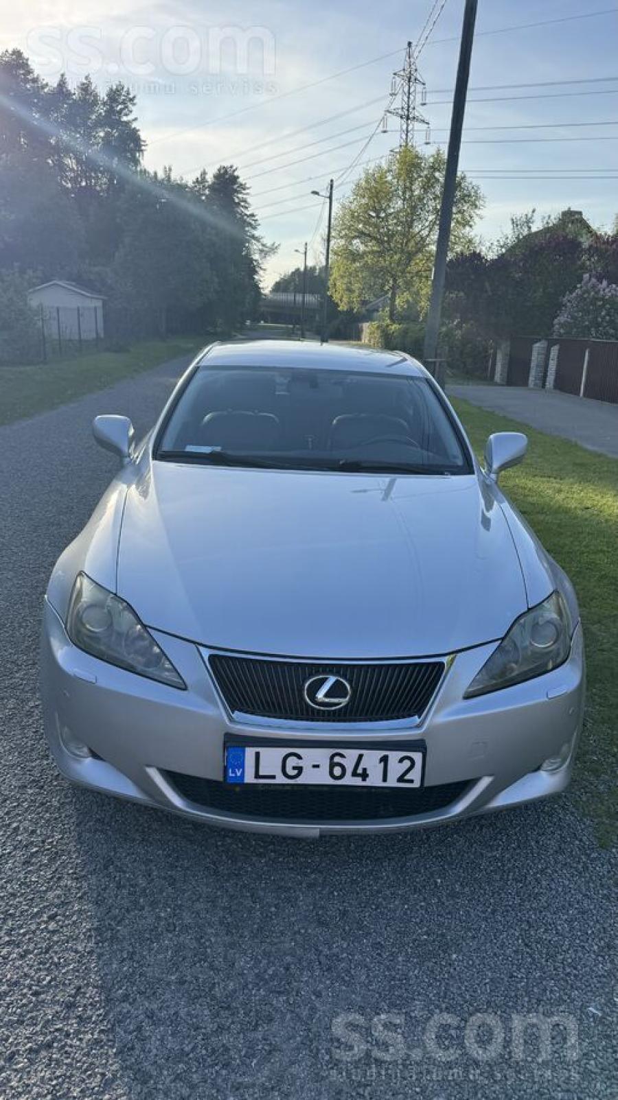 Pelēks Lexus IS 2006 Rīga, ar dzinēja tilpumu 2.50 L un nobraukumu 358 tūkst. km par 3000 €, foto 7 vietnē AUTOMOTO.COM.LV
