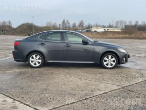 Grey Lexus IS 2006 in Riga, with an engine capacity of 2.50 L and mileage of 0 thousand km for 2799 €, photo 7 on AUTOMOTO.COM.LV