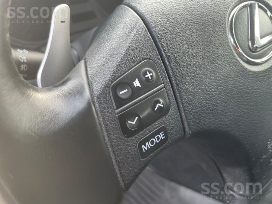 Grey Lexus IS 2006 in Riga, with an engine capacity of 2.50 L and mileage of 0 thousand km for 2799 €, photo 16 on AUTOMOTO.COM.LV