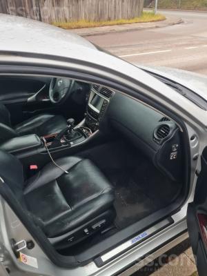 Pelēks Lexus IS 2006 Rīga, ar dzinēja tilpumu 2.20 L un nobraukumu 354 tūkst. km par 2780 €, foto 8 vietnē AUTOMOTO.COM.LV