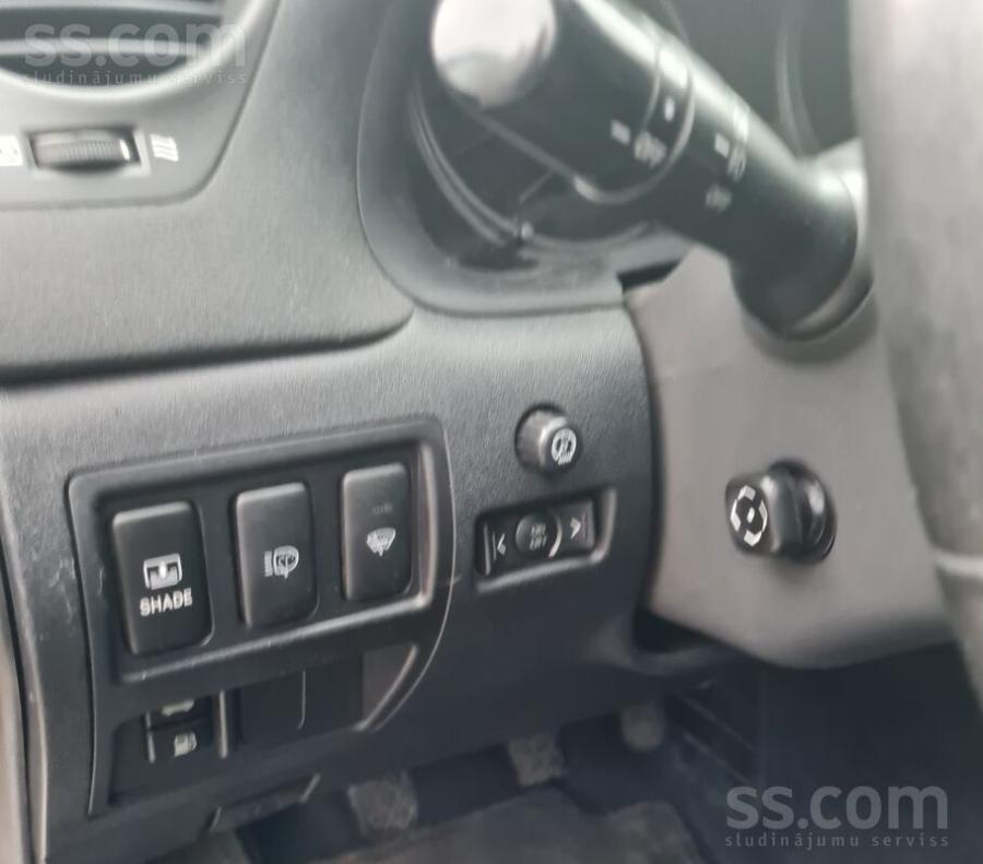 Pelēks Lexus IS 2006 Rīga, ar dzinēja tilpumu 2.20 L un nobraukumu 354 tūkst. km par 2780 €, foto 11 vietnē AUTOMOTO.COM.LV