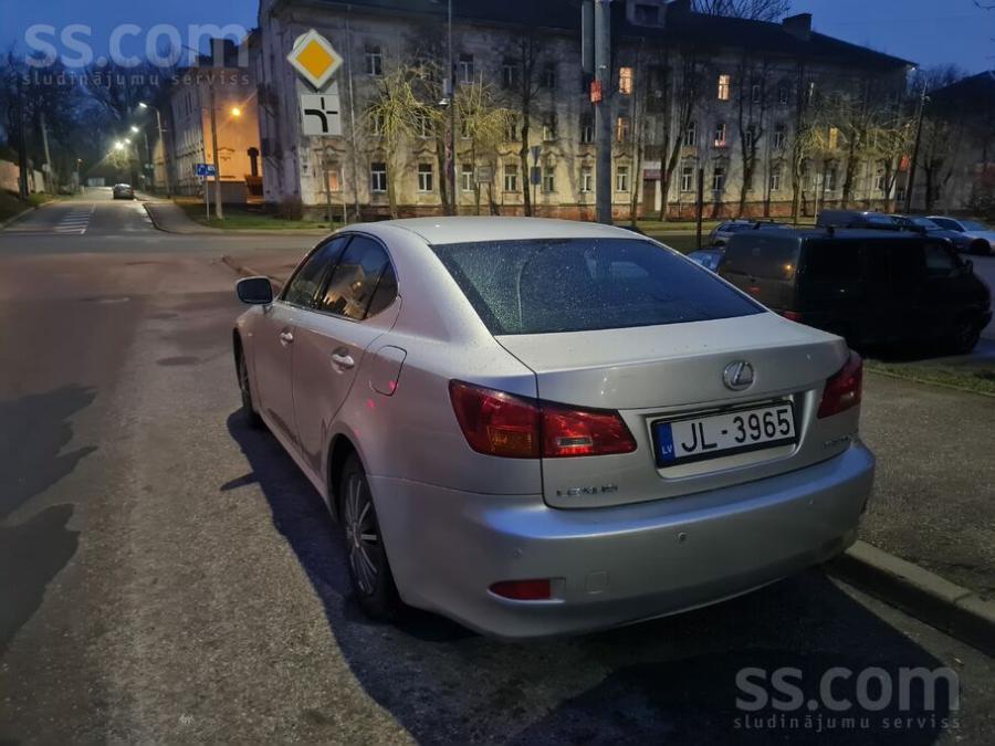 Pelēks Lexus IS 2006 Rīga, ar dzinēja tilpumu 2.20 L un nobraukumu 354 tūkst. km par 2780 €, foto 20 vietnē AUTOMOTO.COM.LV