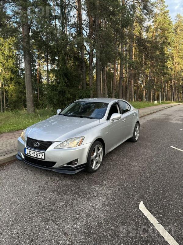 Pelēks Lexus IS 2006 Rīga, ar dzinēja tilpumu 2.20 L un nobraukumu 445 tūkst. km par 3800 €, foto 1 vietnē AUTOMOTO.COM.LV