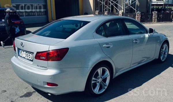 Pelēks Lexus IS 2006 Rīga, ar dzinēja tilpumu 2.20 L un nobraukumu 295 tūkst. km par 2700 €, foto 4 vietnē AUTOMOTO.COM.LV