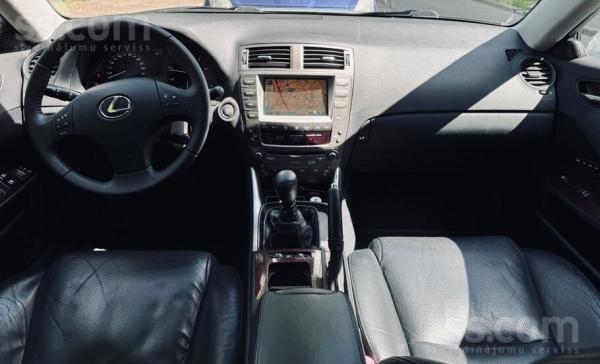 Pelēks Lexus IS 2006 Rīga, ar dzinēja tilpumu 2.20 L un nobraukumu 295 tūkst. km par 2700 €, foto 5 vietnē AUTOMOTO.COM.LV