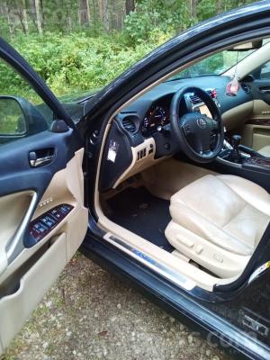 Grey Lexus IS 2006 in Daugavpils, with an engine capacity of 2.20 L and mileage of 0 thousand km for 2180 €, photo 3 on AUTOMOTO.COM.LV
