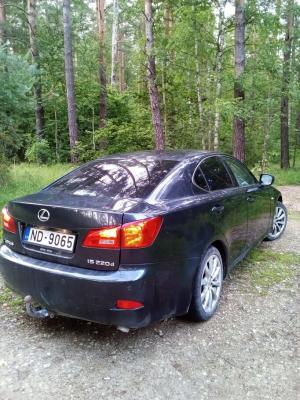 Grey Lexus IS 2006 in Daugavpils, with an engine capacity of 2.20 L and mileage of 0 thousand km for 2180 €, photo 9 on AUTOMOTO.COM.LV