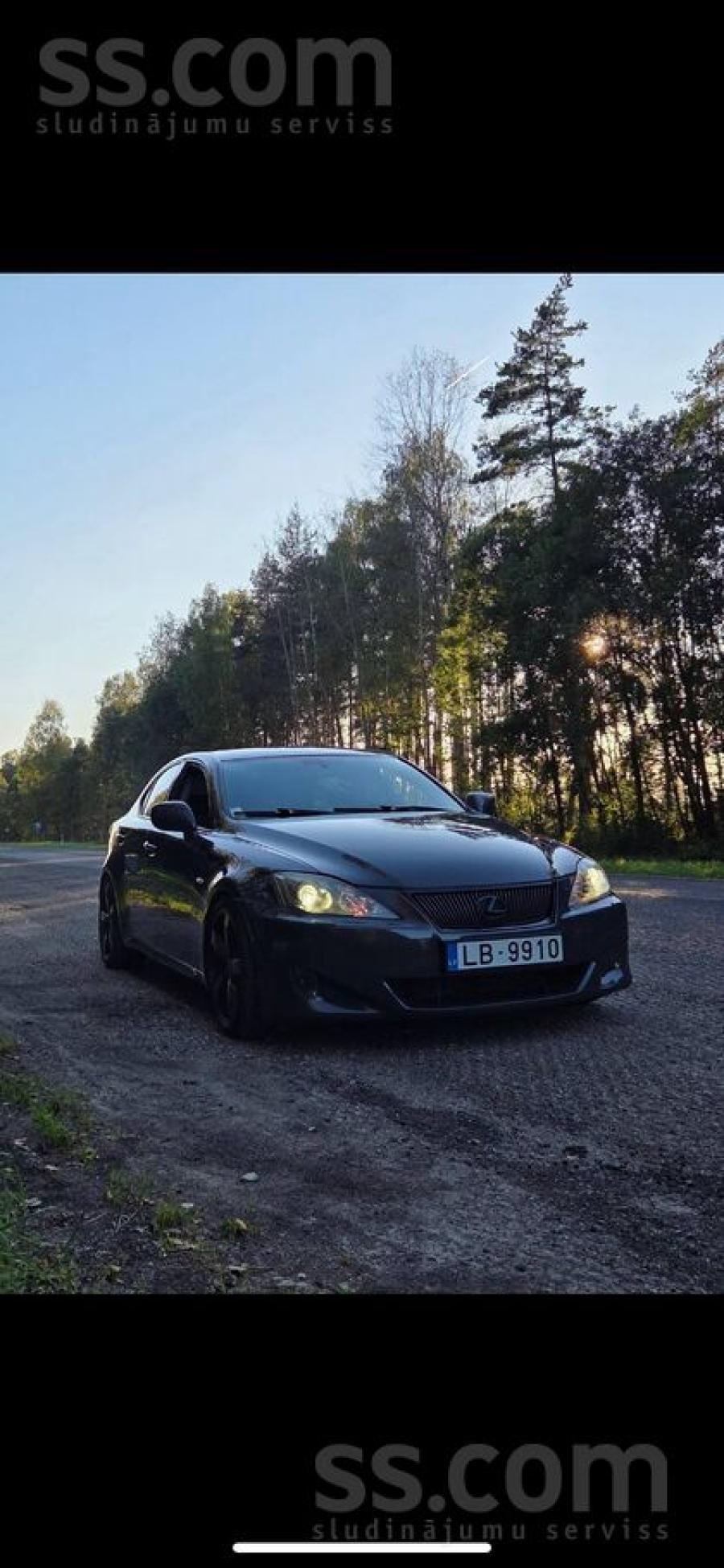 Grey Lexus IS 2006 in Rezekne, with an engine capacity of 2.20 L and mileage of 377 thousand km for 3400 €, photo 1 on AUTOMOTO.COM.LV