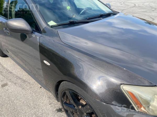 Pelēks Lexus IS 2006 Rēzekne, ar dzinēja tilpumu 2.20 L un nobraukumu 377 tūkst. km par 3400 €, foto 7 vietnē AUTOMOTO.COM.LV